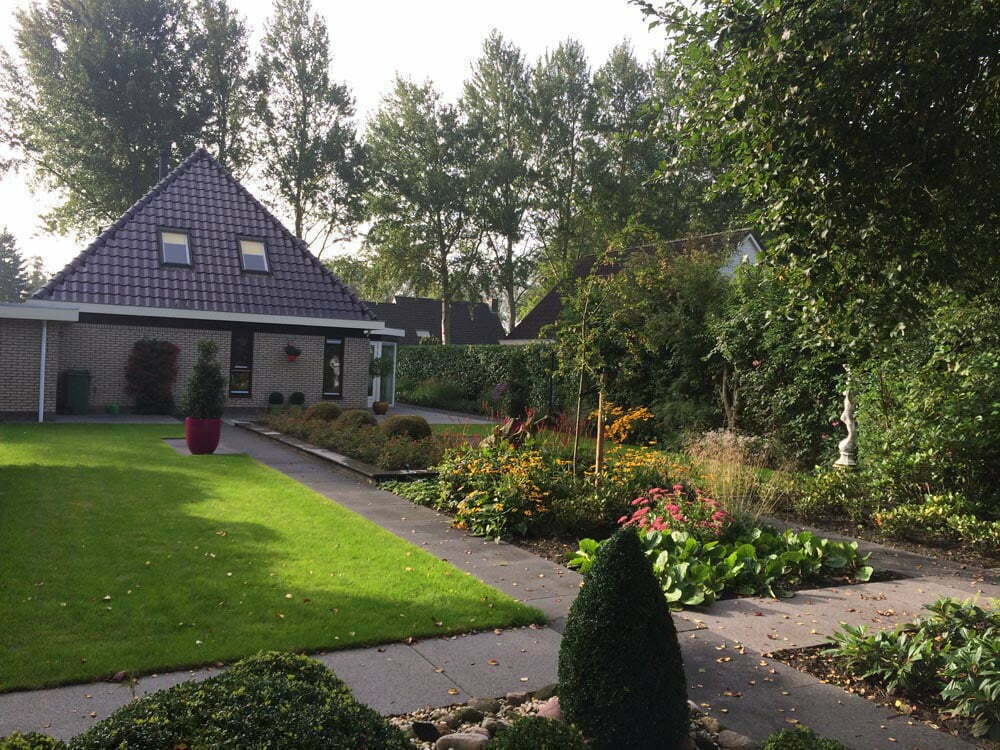 Ruimtelijke tuin - R.J Naafs